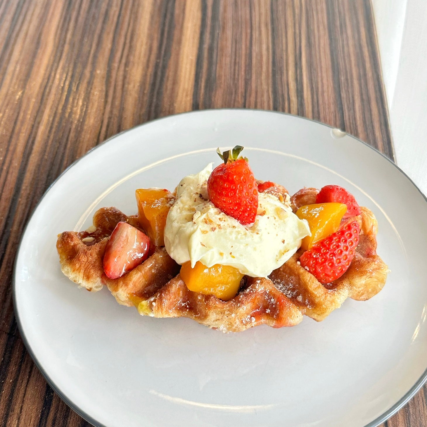 Strawberry Mango Croffle | Cafe Guilty Pleasure