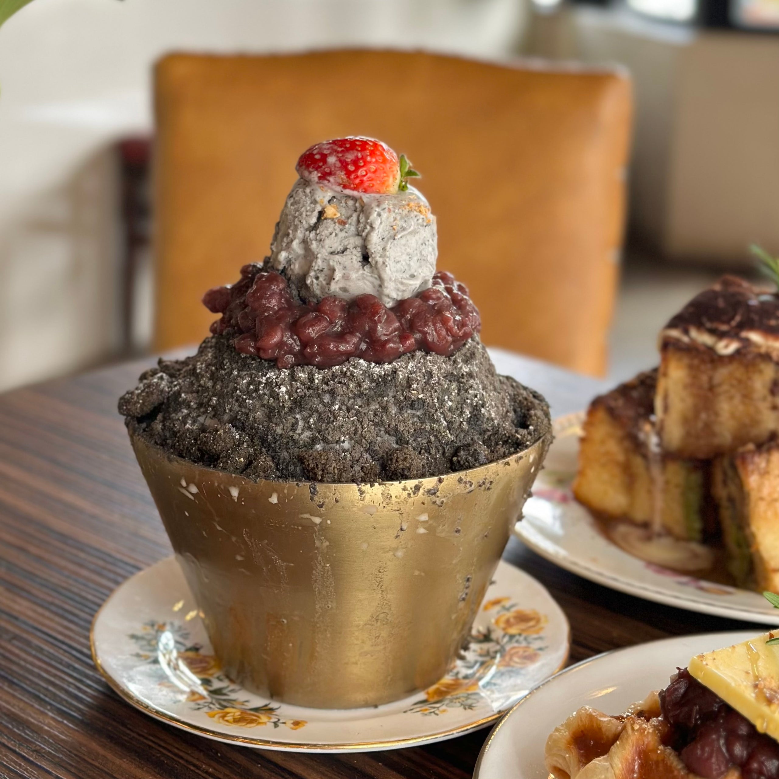 Black Sesame Pat (RED BEAN) Bingsu | Cafe Guilty Pleasure